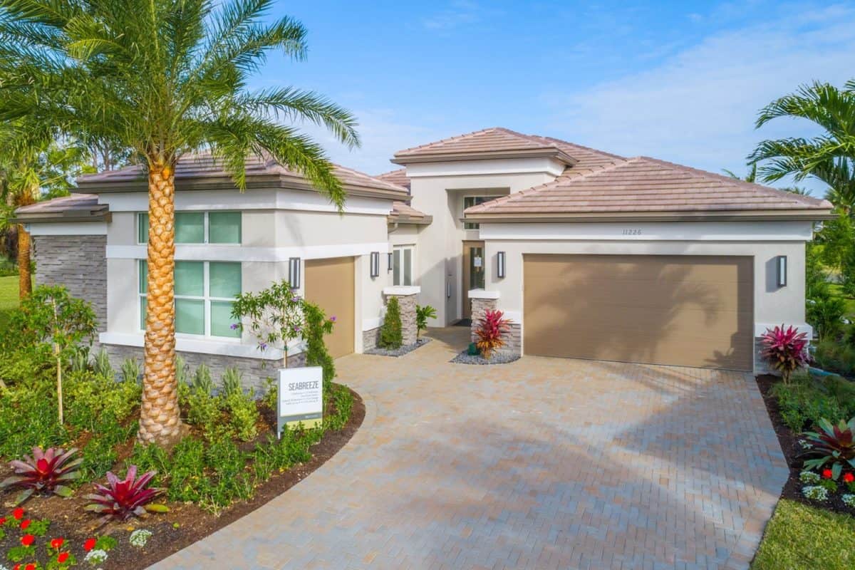 Valencia Trails Naples Fl