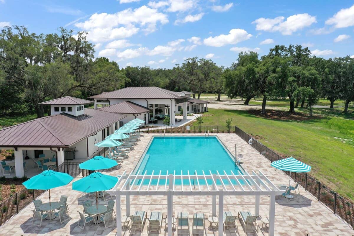 Start Living Simply at Lakeshore in Oxford, FL